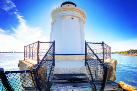 Southern Maine Historic Lighthouses - Southern Maine on the Cheap