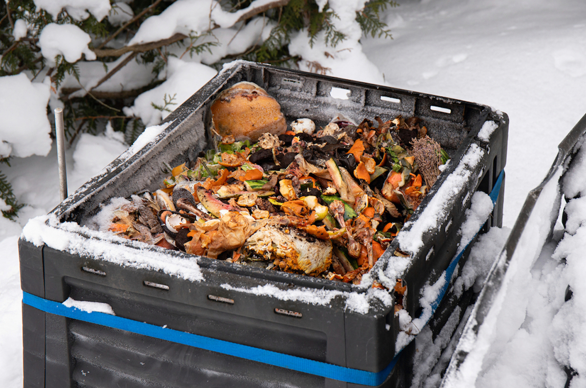 How to Compost in the Winter